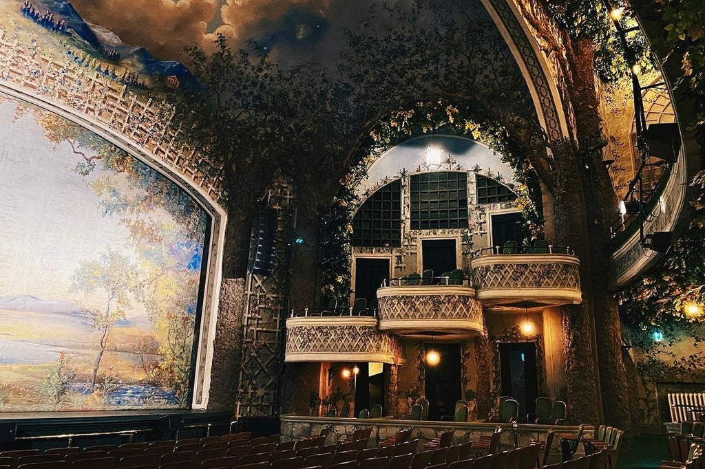 The Delight of the Winter Garden Theatre in Toronto – Heritage Prints ...
